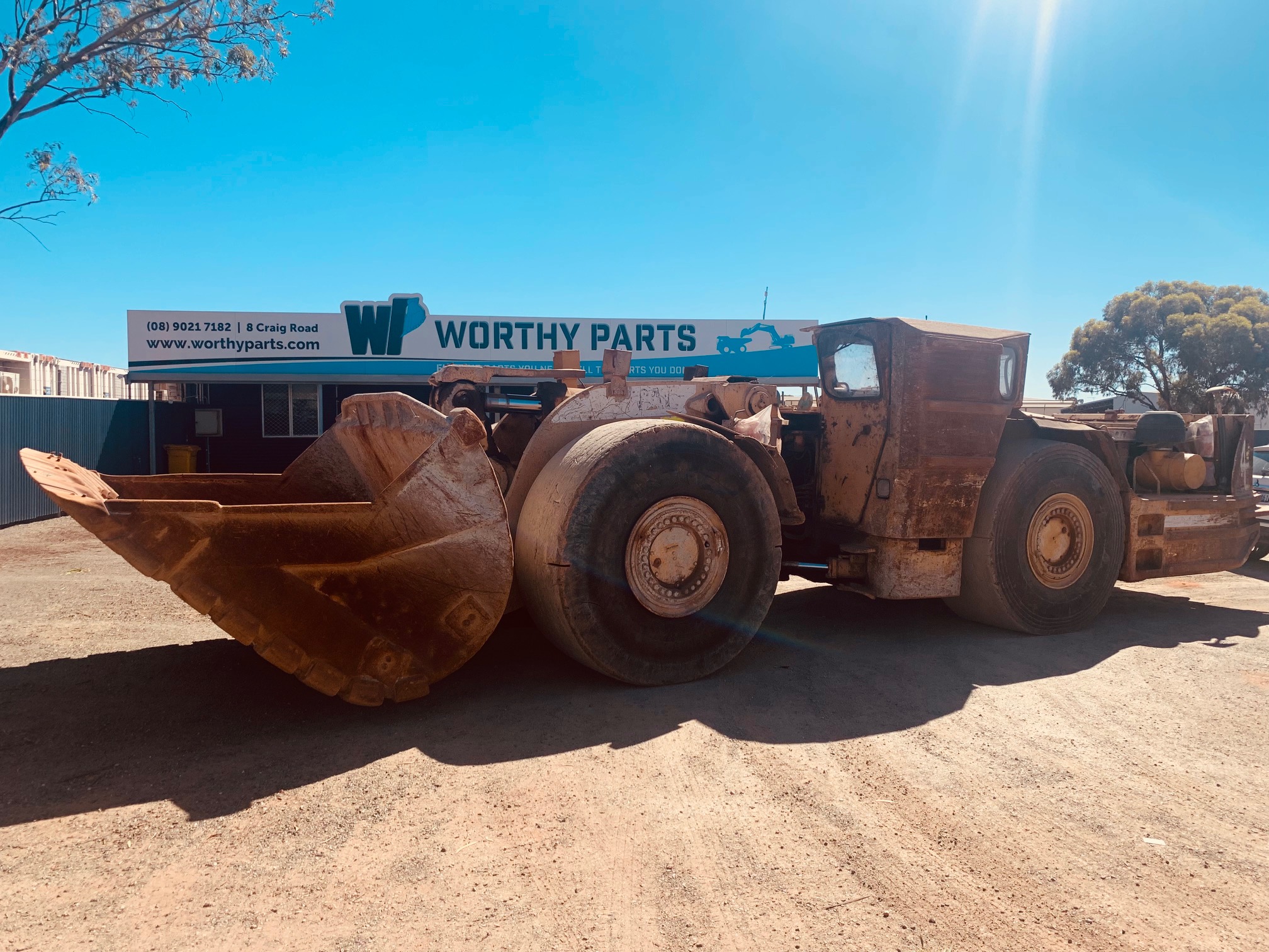 Caterpillar R1700g (8xz) Loader - Worthy Parts